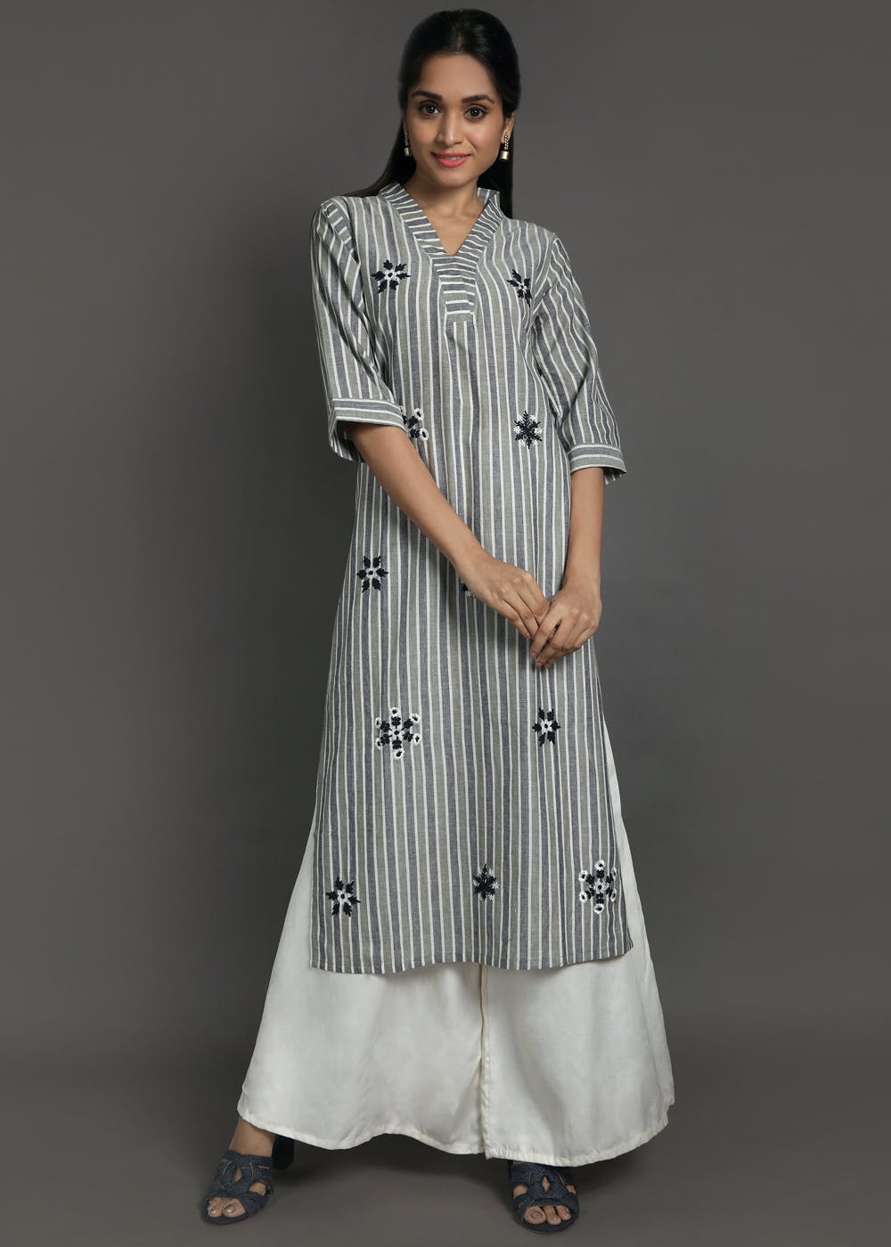 Get Motif Embroidered Grey & White Striped Kurta at ₹ 2232 | LBB Shop