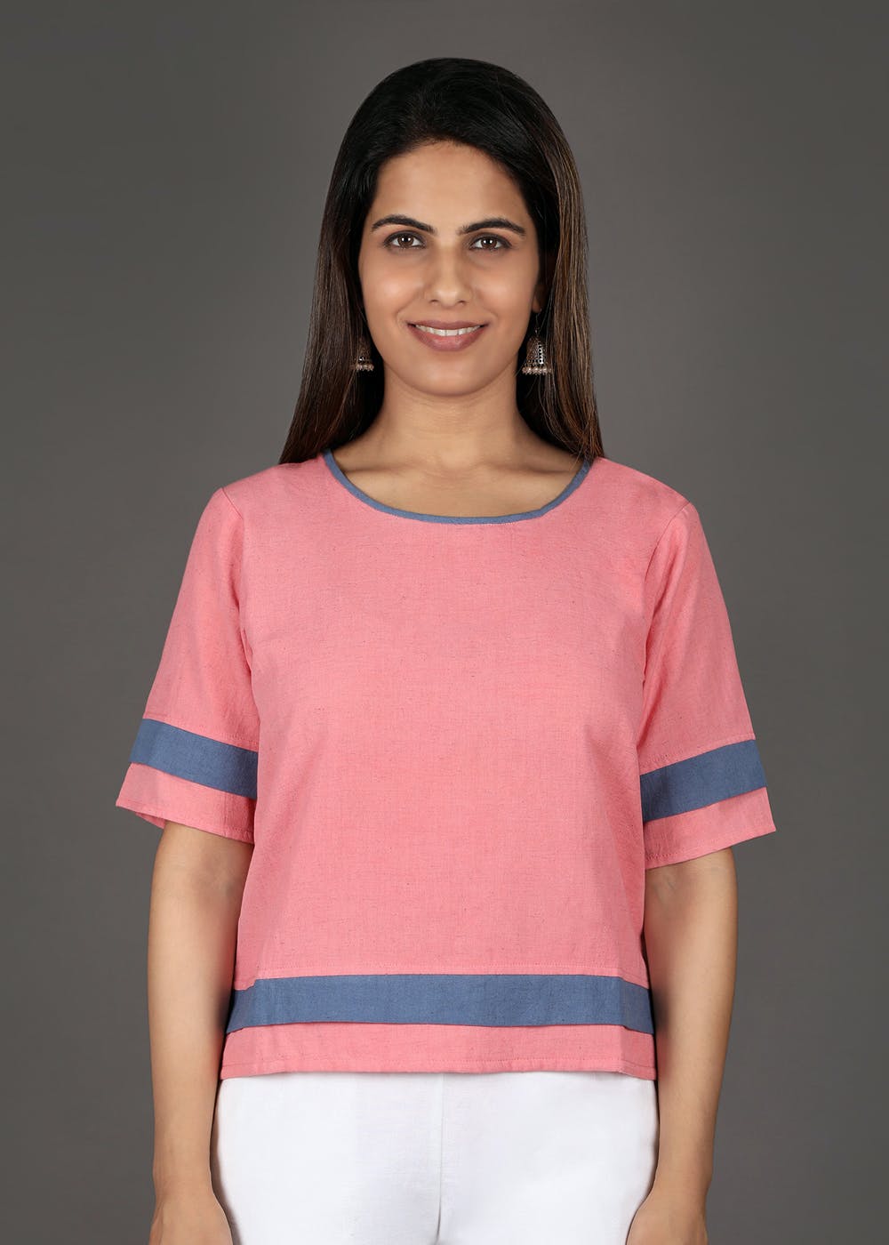 Get Contrast Panel Detail Pink Cotton Handloom Crop Top at ₹ 950 | LBB Shop