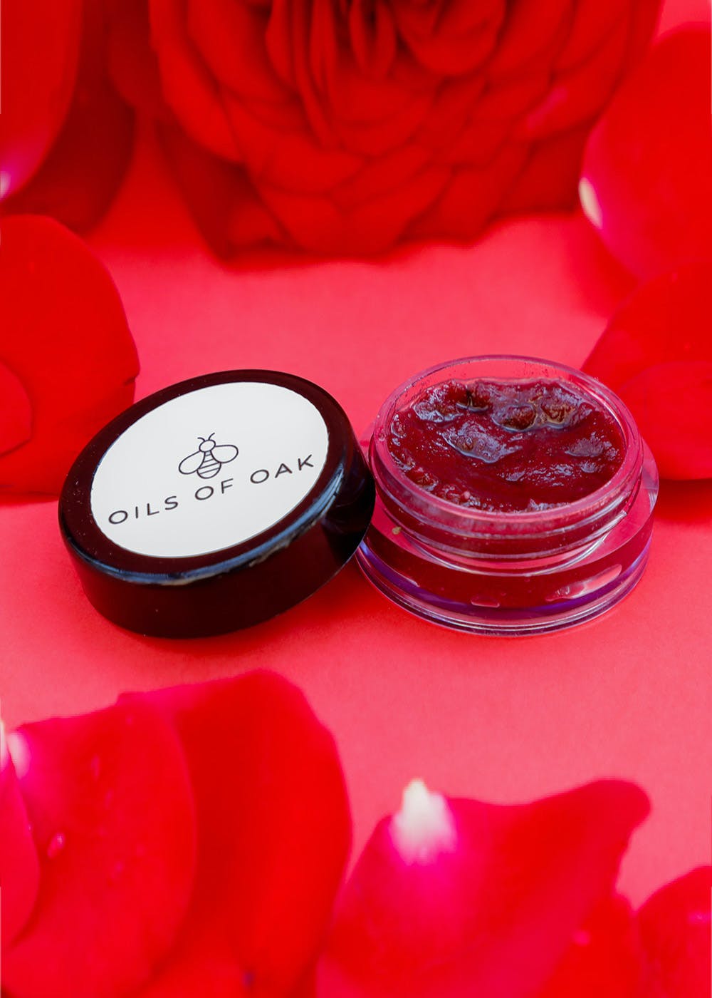 Get Lightening Lip Scrub - Lush Bloom - 8gm at ₹ 450 | LBB Shop