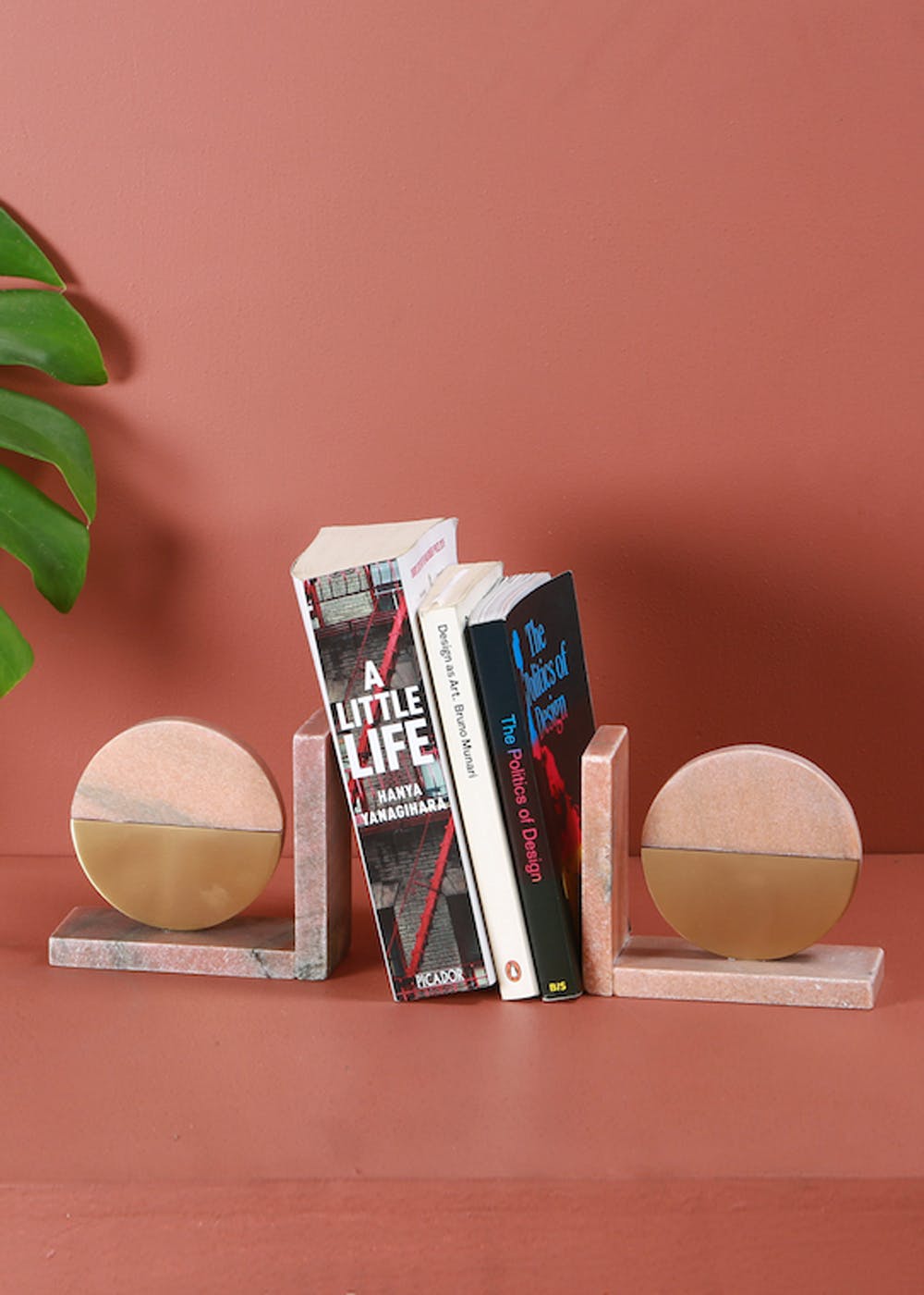 Get Mabra Round Bookend at ₹ 2250 | LBB Shop