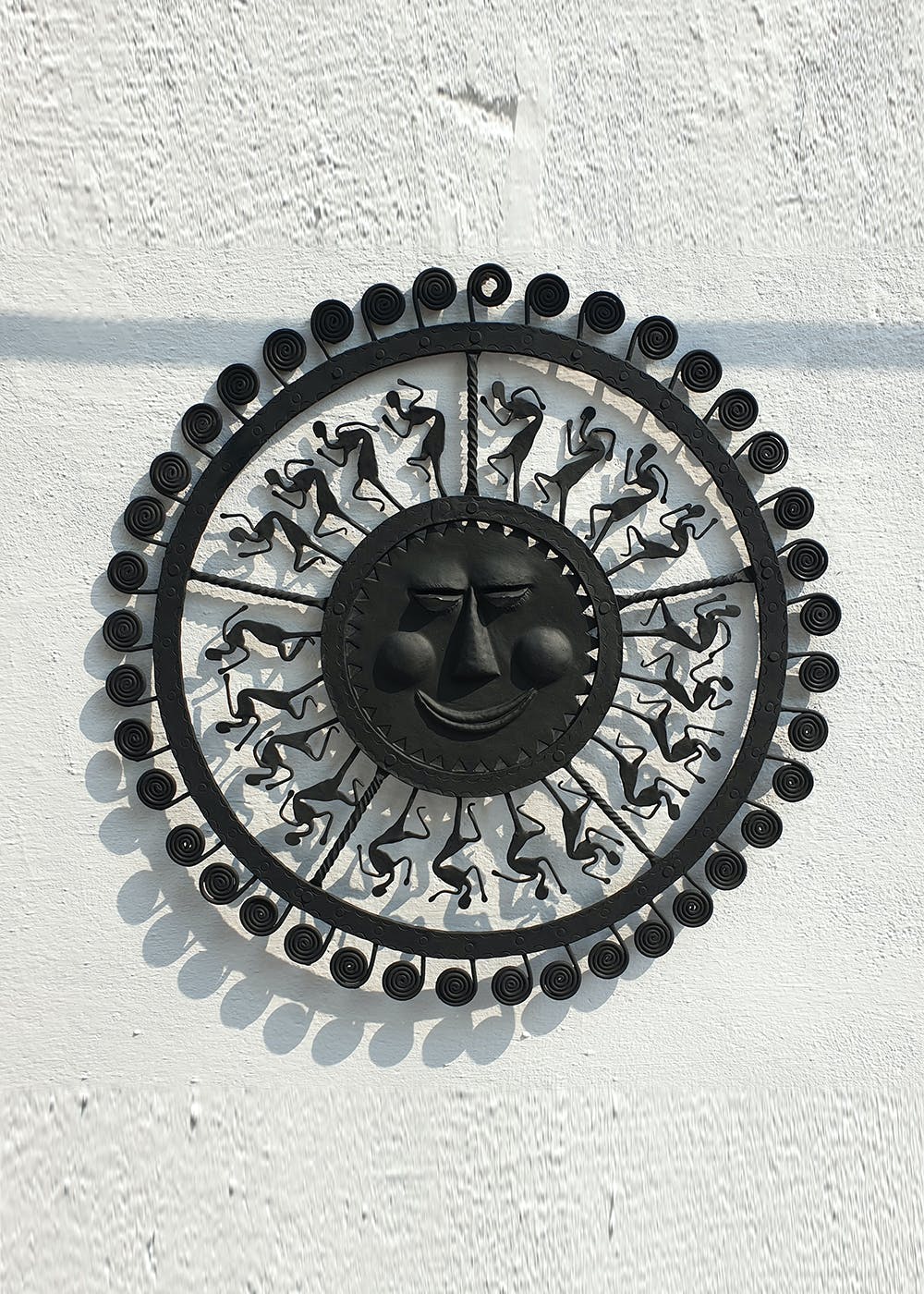 Get Handcrafted Wrought Iron Sun Wall Decor - Smiley Face at ₹ 4999 ...