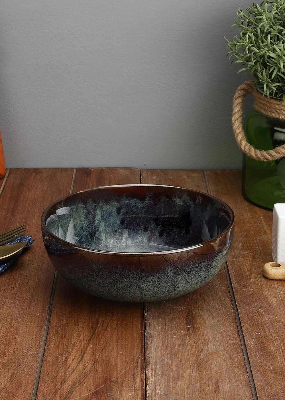 Get Round Ceramic Stoneware Bowl at ₹ 1499 | LBB Shop