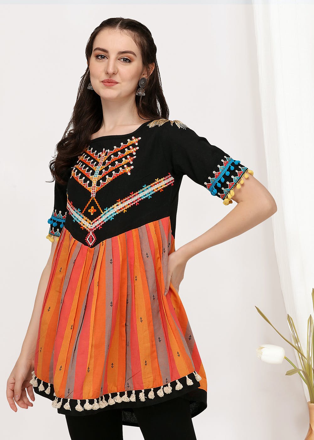 Get Black Embroidered Cotton Long Kedia Top at ₹ 1499 | LBB Shop