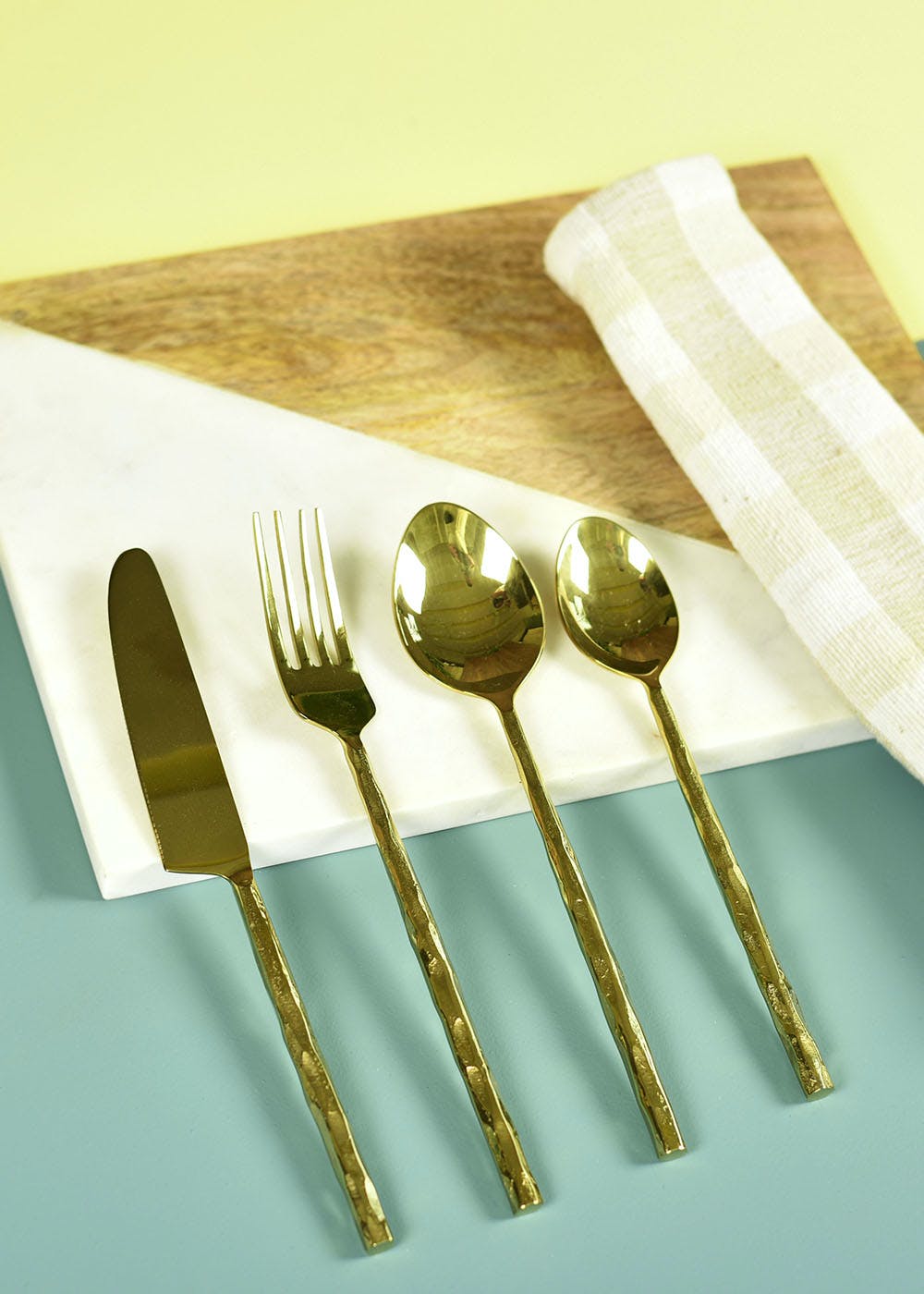 Get Beautiful Stainless Steel Cutlery Set With A Pair Of 1 Tea Spoon, 1 ...