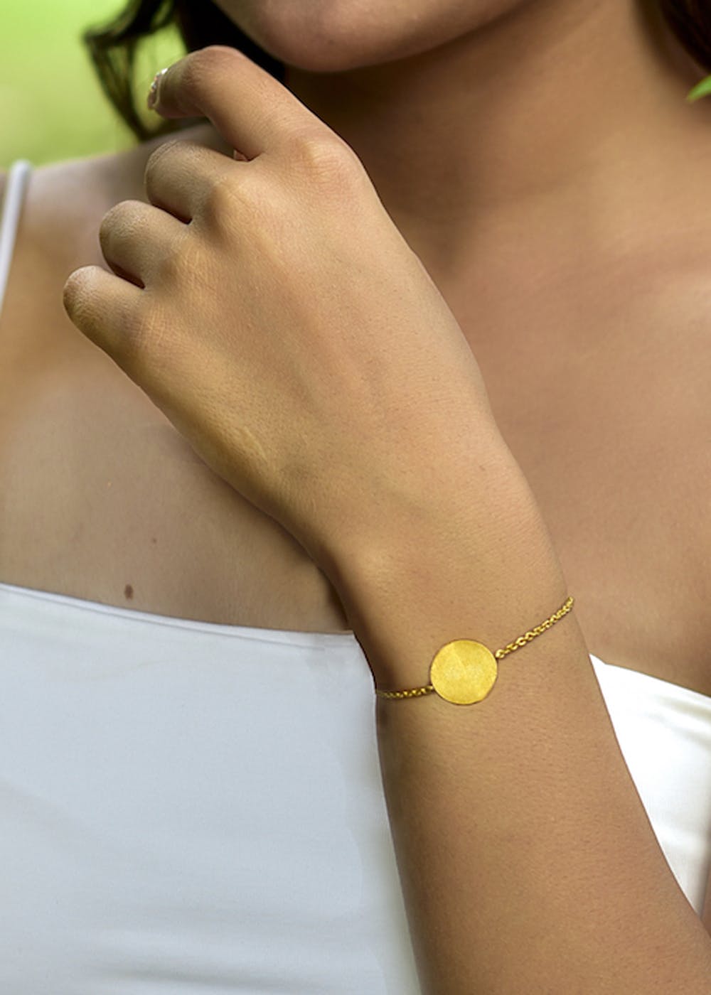 Get Minimalistic Gold New Moon Phase Bracelet at ₹ 1000 | LBB Shop