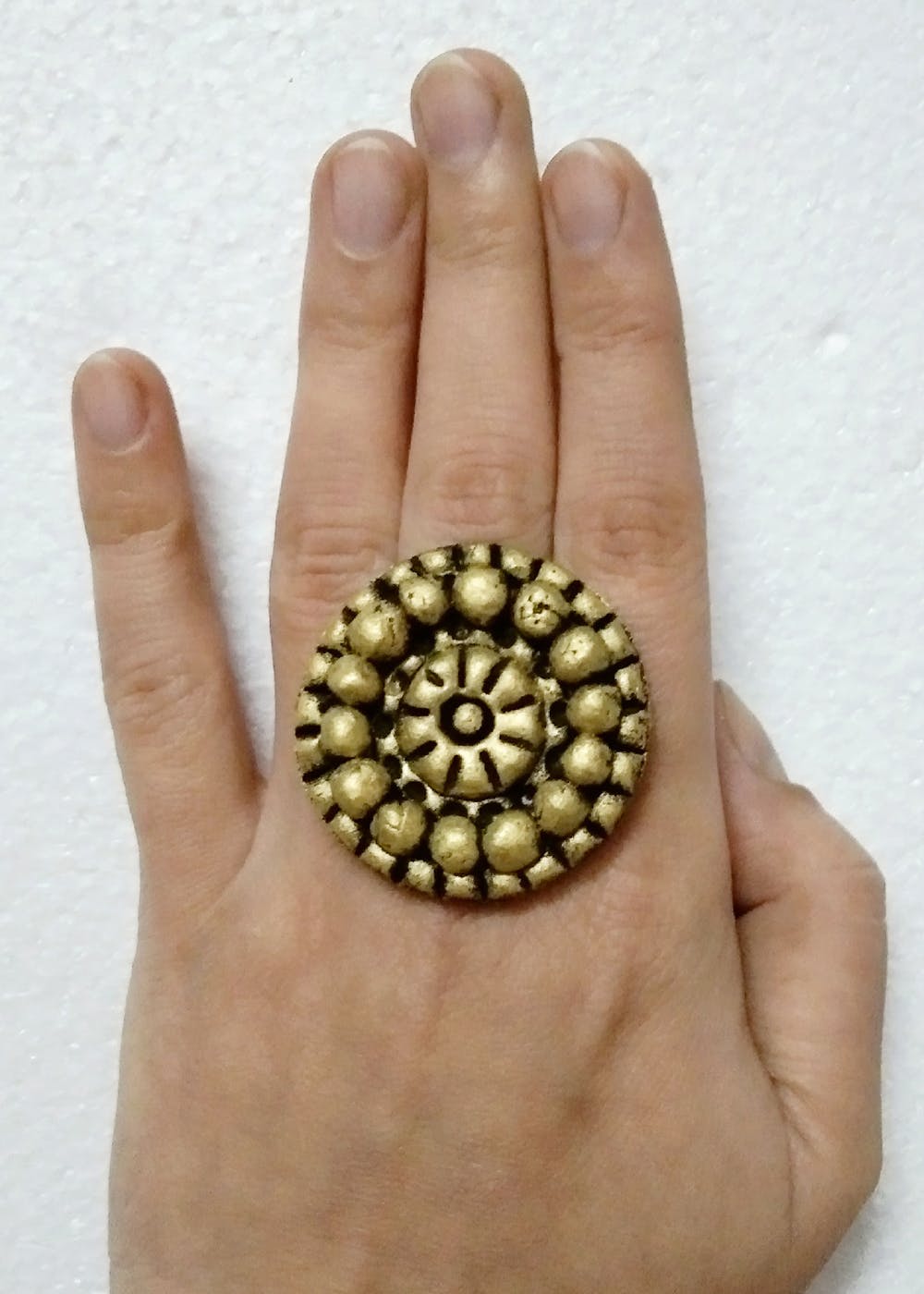 Get Big Moti Detail Gold Circular Ring at ₹ 290 | LBB Shop