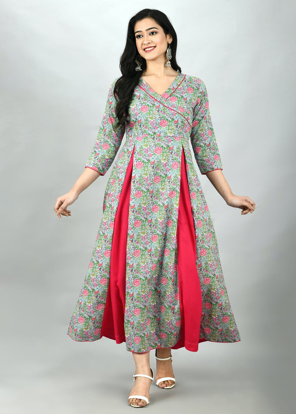 Get Solid Side Panel Detail Floral Printed Dress at ₹ 674 | LBB Shop