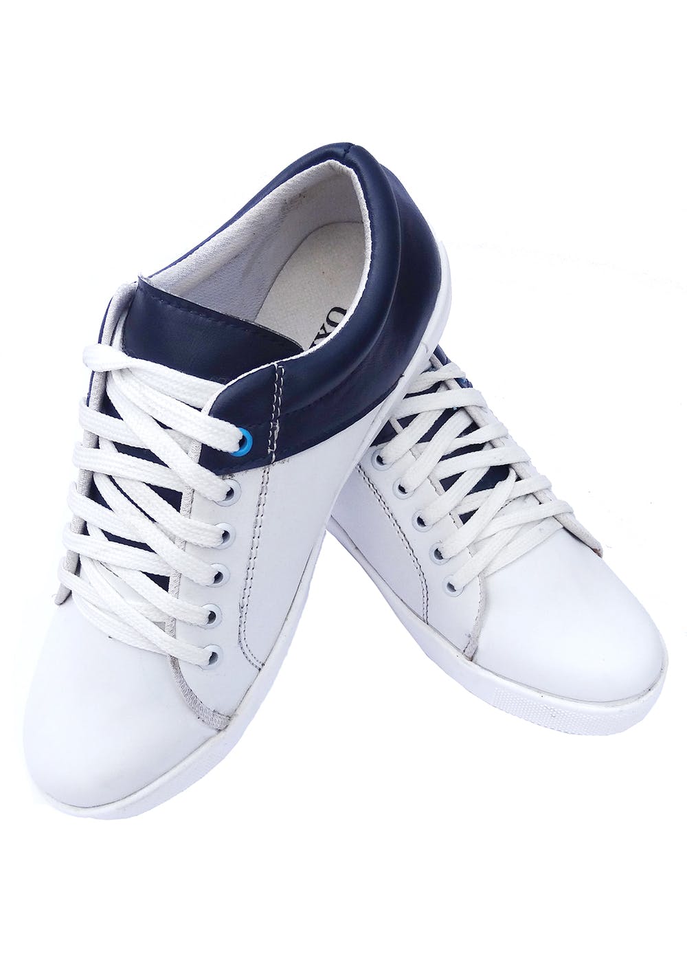 Get Blue Back Detail Solid Canvas Casual Shoes at ₹ 640 | LBB Shop