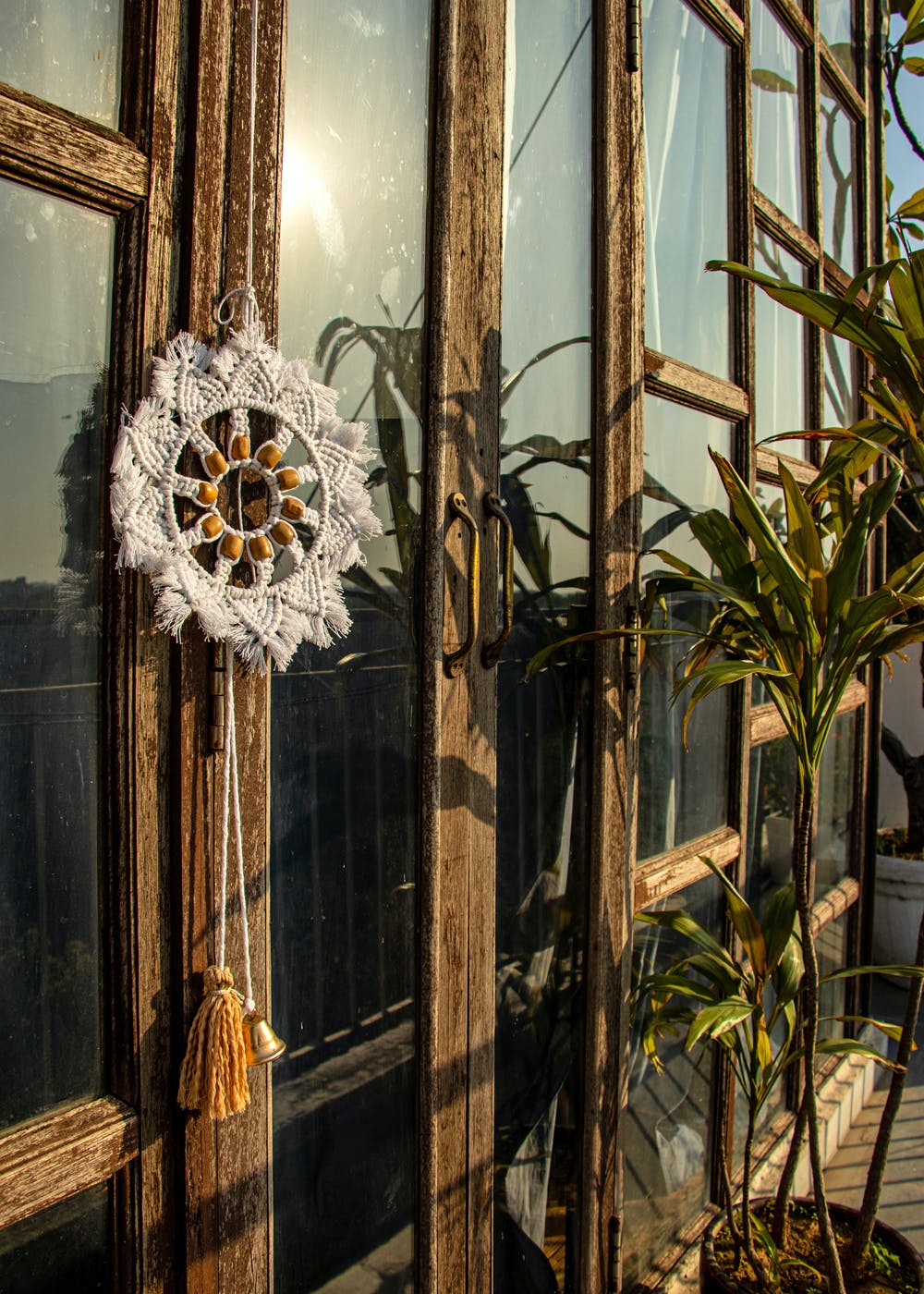 Get White Mandala With Hanging Bell at ₹ 799 | LBB Shop