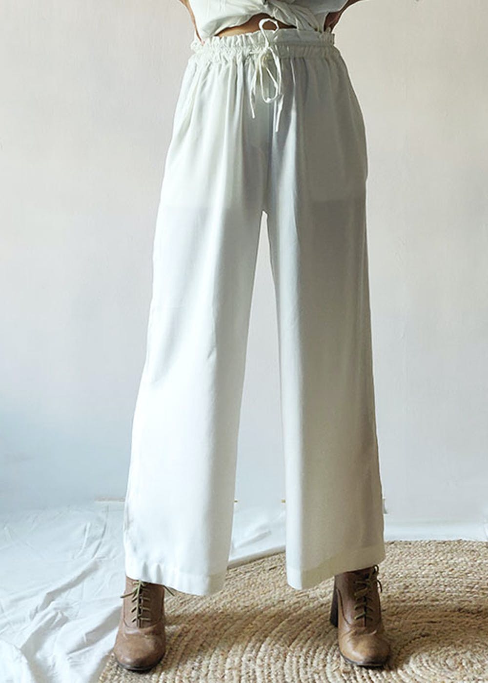Get Elasticated Waist Detail White Pants at ₹ 1440 | LBB Shop