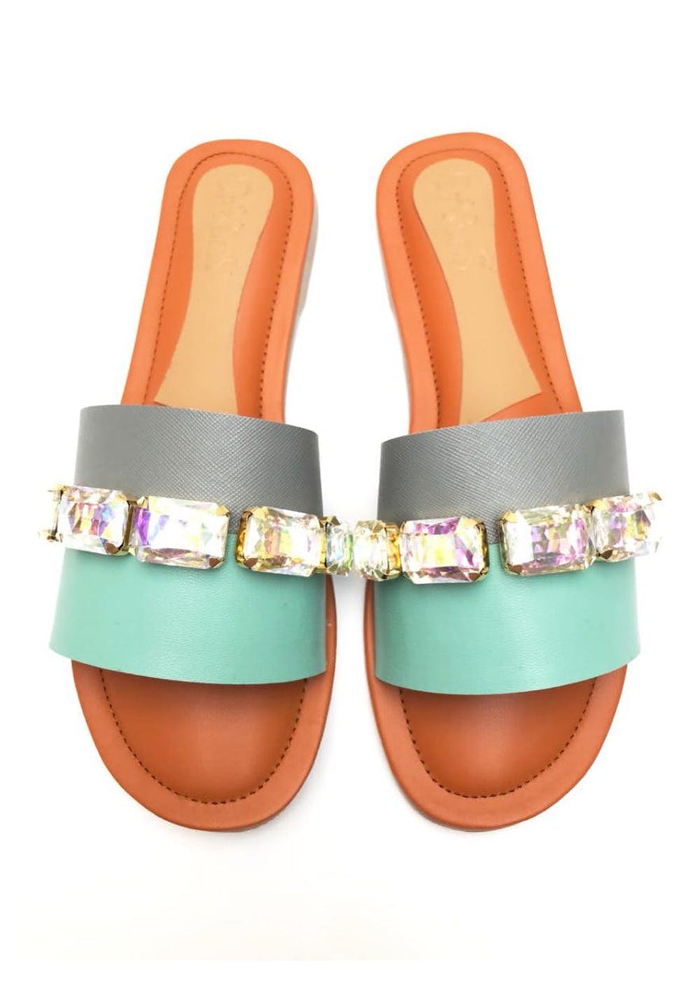 Get Holographic Crystal Two-Tone Slides at ₹ 1320 | LBB Shop