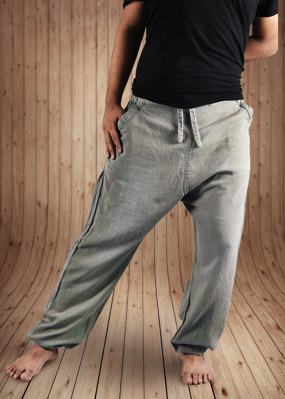 Get Stone Washed Plain Light Grey Denim Hopper Pants at ₹ 1475 | LBB Shop