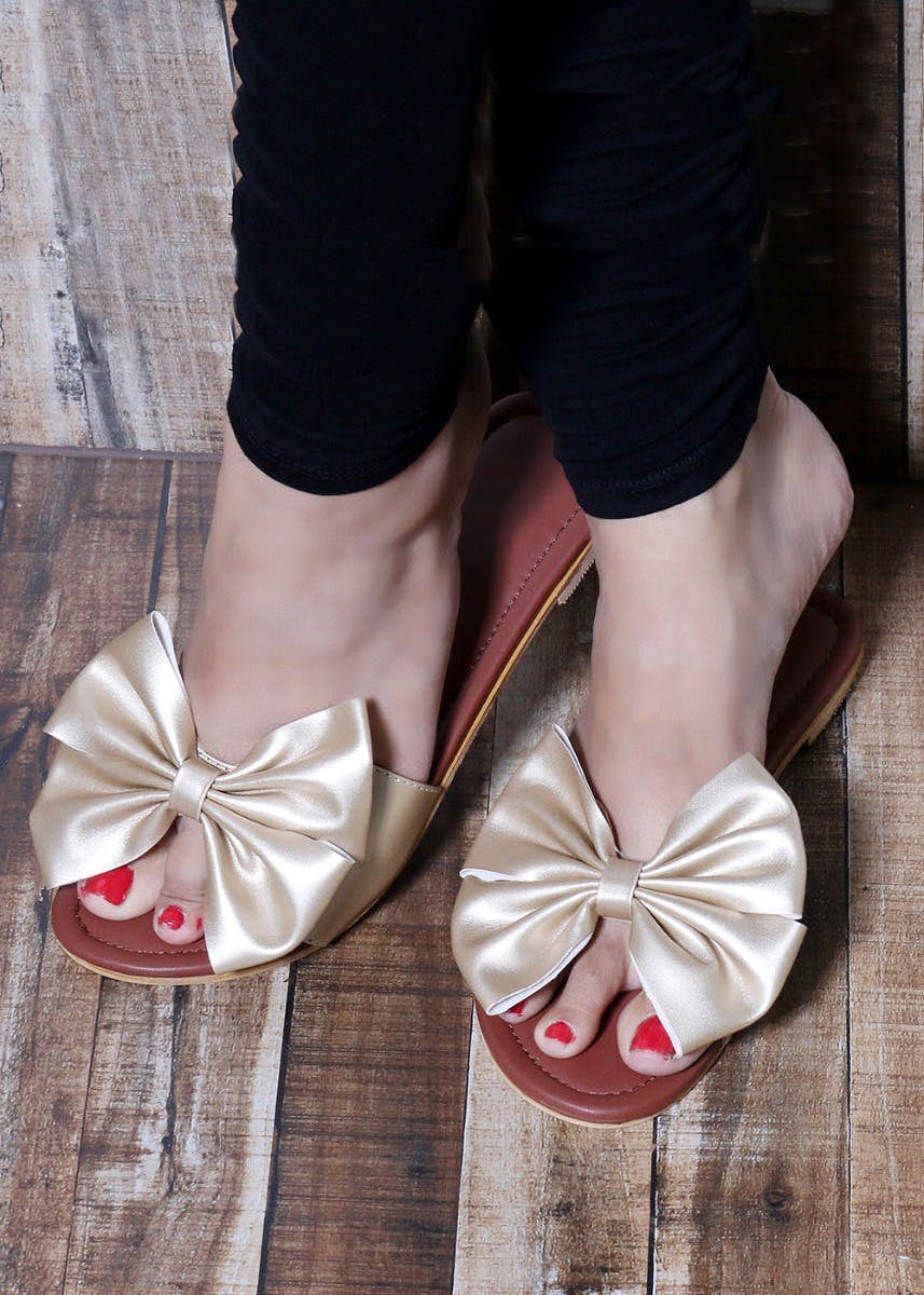Get Bow Detail Golden Slides at ₹ 499 | LBB Shop