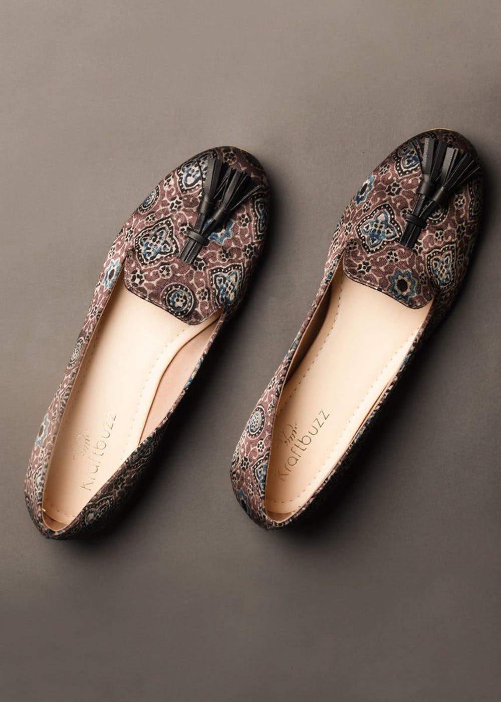 Get Tassle Detail Printed Loafers at ₹ 700 | LBB Shop