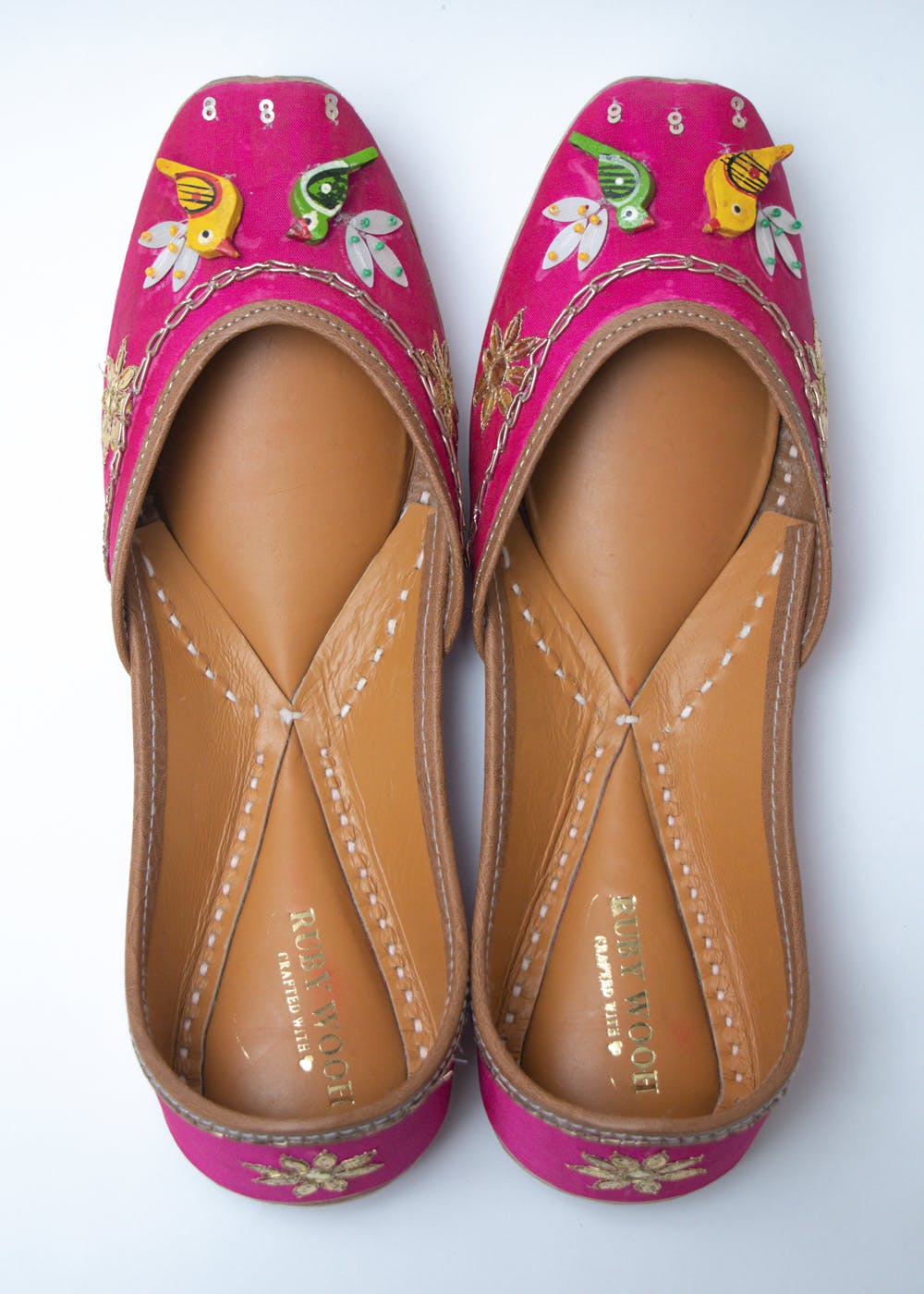 Get Floral & Parrot Embellished Pink Juttis at ₹ 1500 | LBB Shop