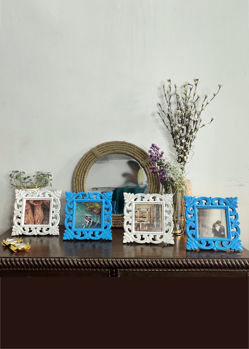 Get Set of 4 Table Top Wooden Carved Photo Frame in Dark Blue, White ...