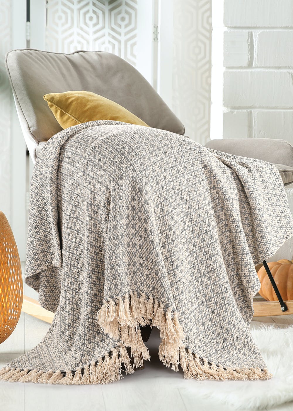 Get Grey & Beige Soft Cotton Throw Blanket at ₹ 699 | LBB Shop
