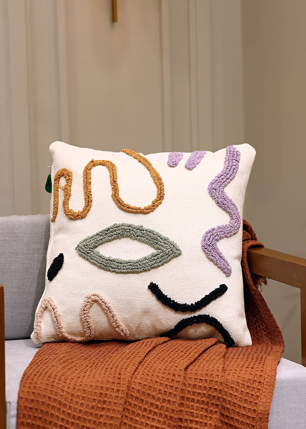 Get Abstract Tufted Cushion Cover at ₹ 1150 | LBB Shop