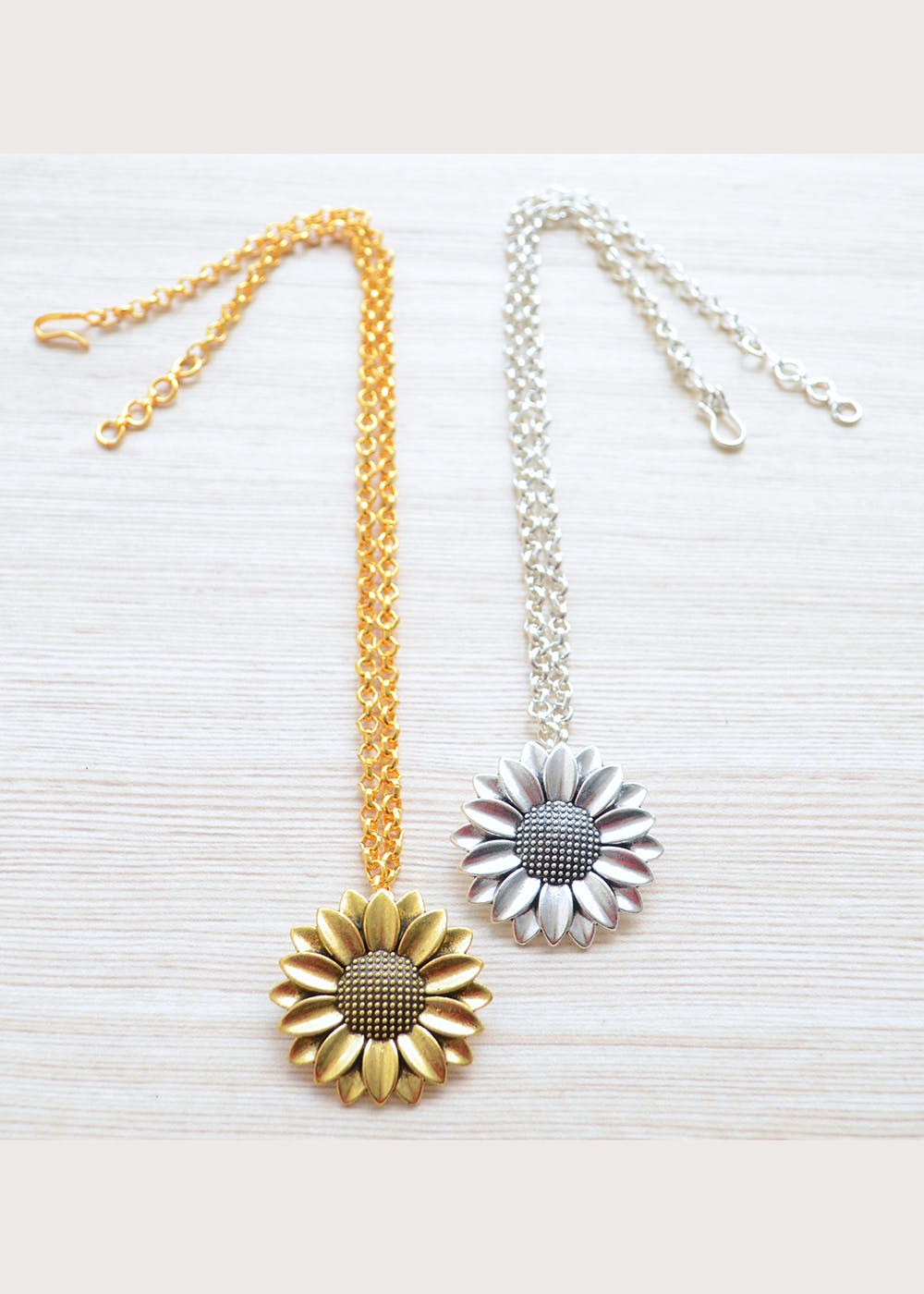 Get Large Sunflower Pendant With Chain Gold Silver Necklace at ₹ 509 ...