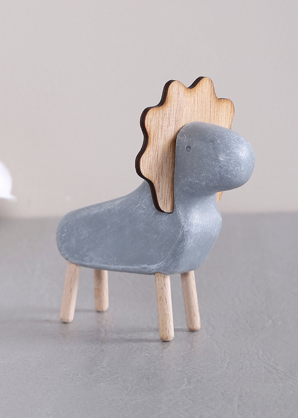 Get Resin Art Minimalist Sheep Showpiece at ₹ 1199 | LBB Shop