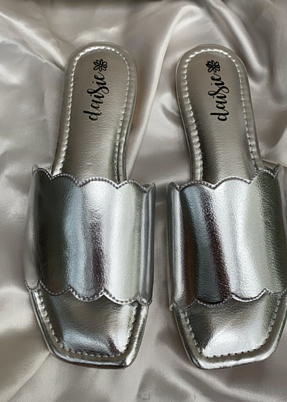 Get Scallop Trim Detail Silver Square Toe Flats at ₹ 1400 | LBB Shop