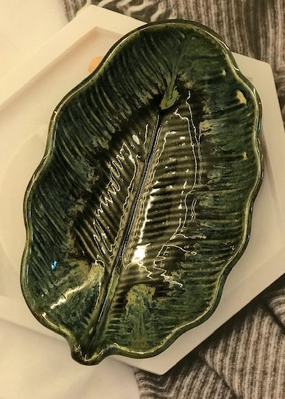 Get Green Ceramic Leaf Platter at ₹ 1299 | LBB Shop