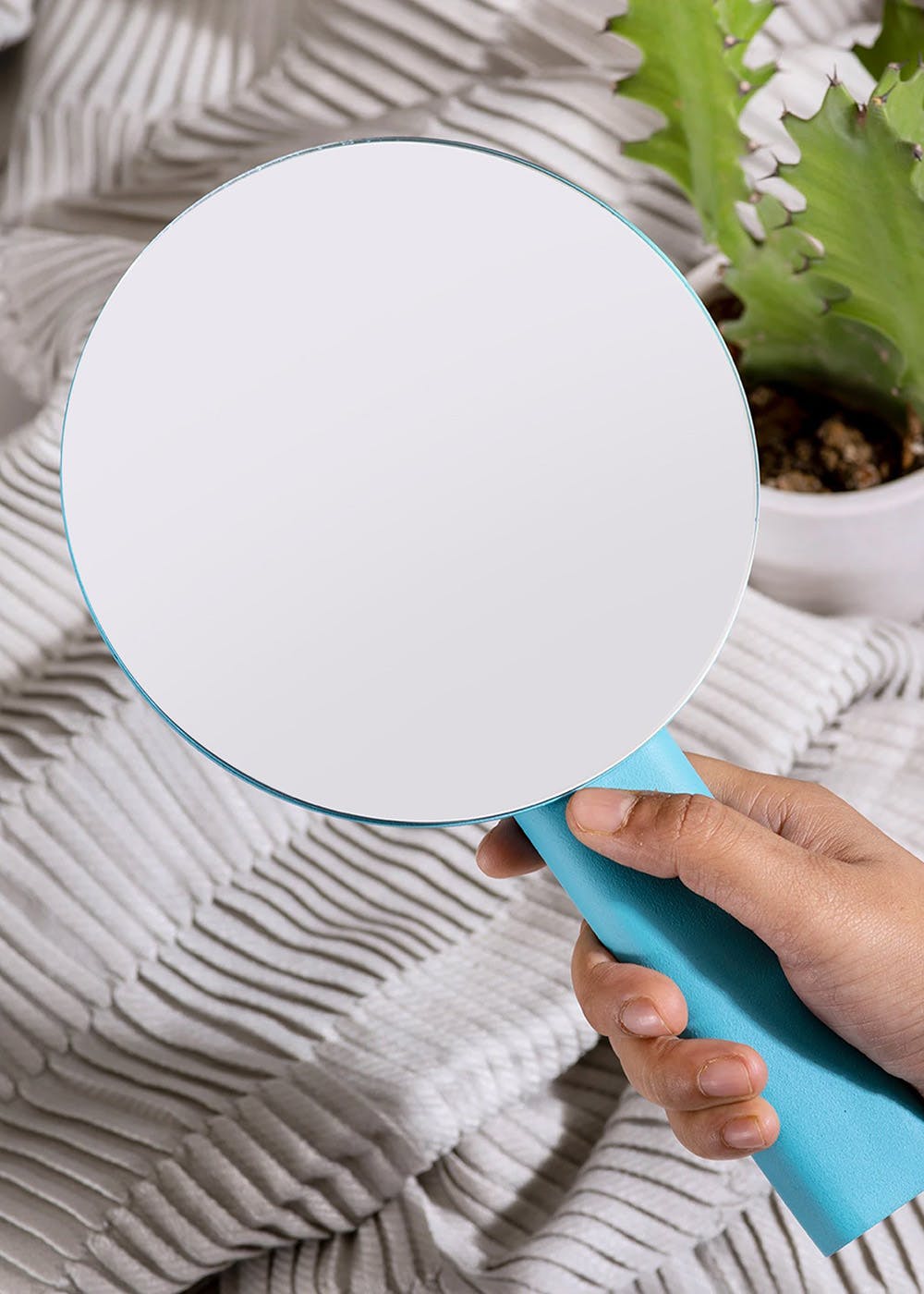 Get Paddle Vanity Mirror (Metal) at ₹ 1309 | LBB Shop