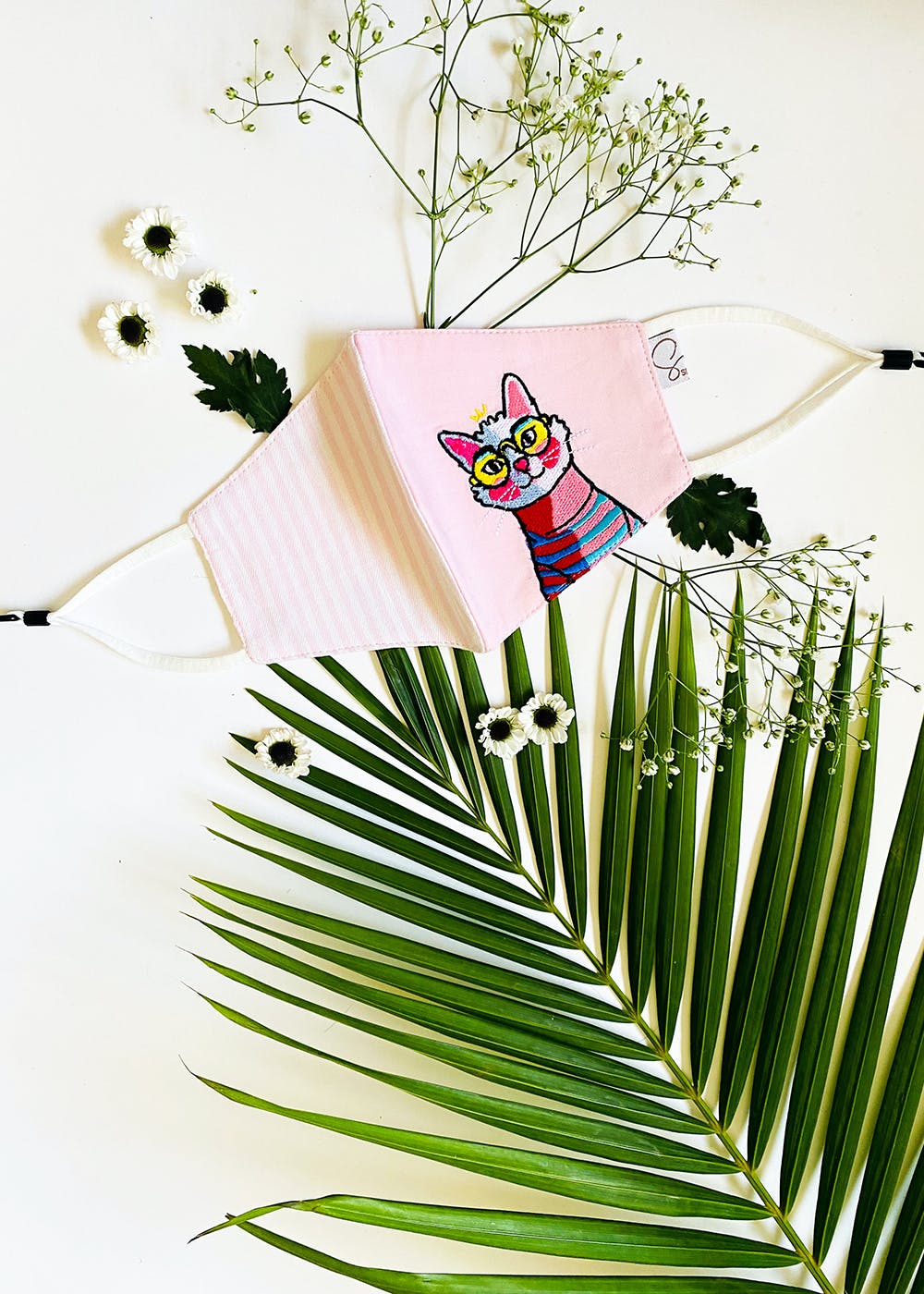 Get The Pink Dapper Meow Mask at ₹ 499 | LBB Shop