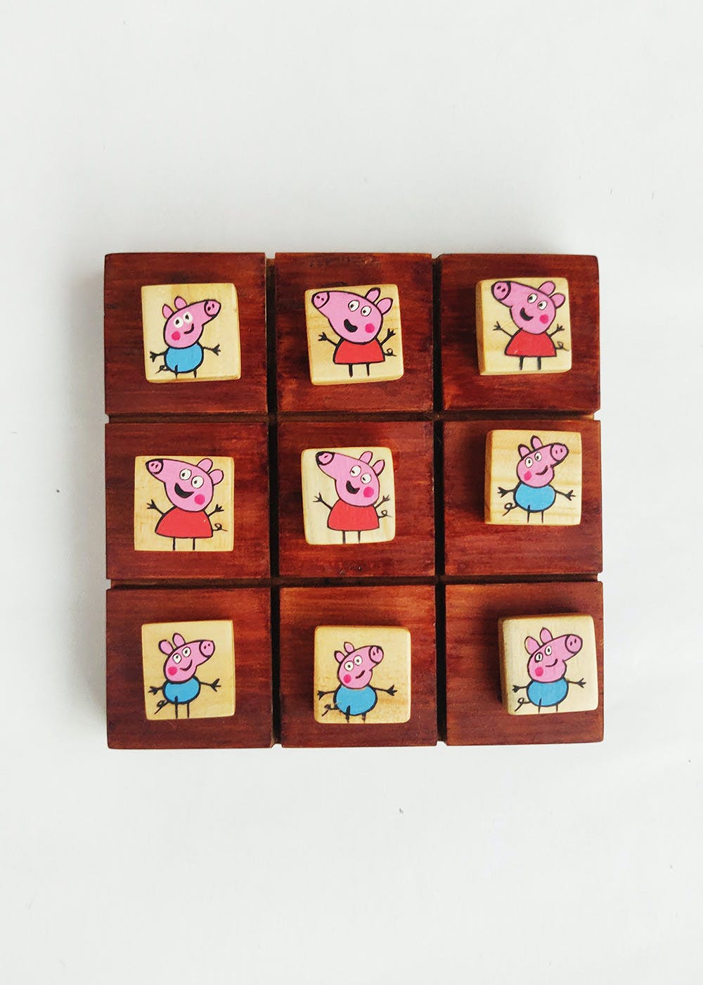 Get Peppa Pig Cross And Naughts Tic Tac Toe Board Game at ₹ 1645 | LBB Shop