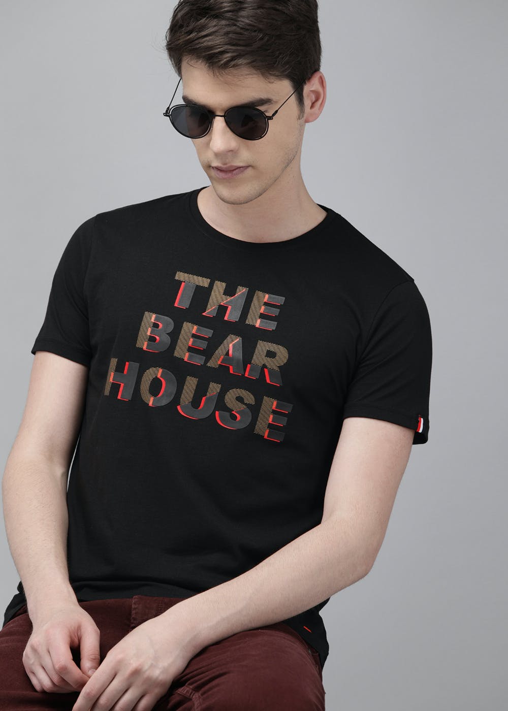 Get 3D Graphic Detail Black Half Sleeves T-Shirt at ₹ 627 | LBB Shop