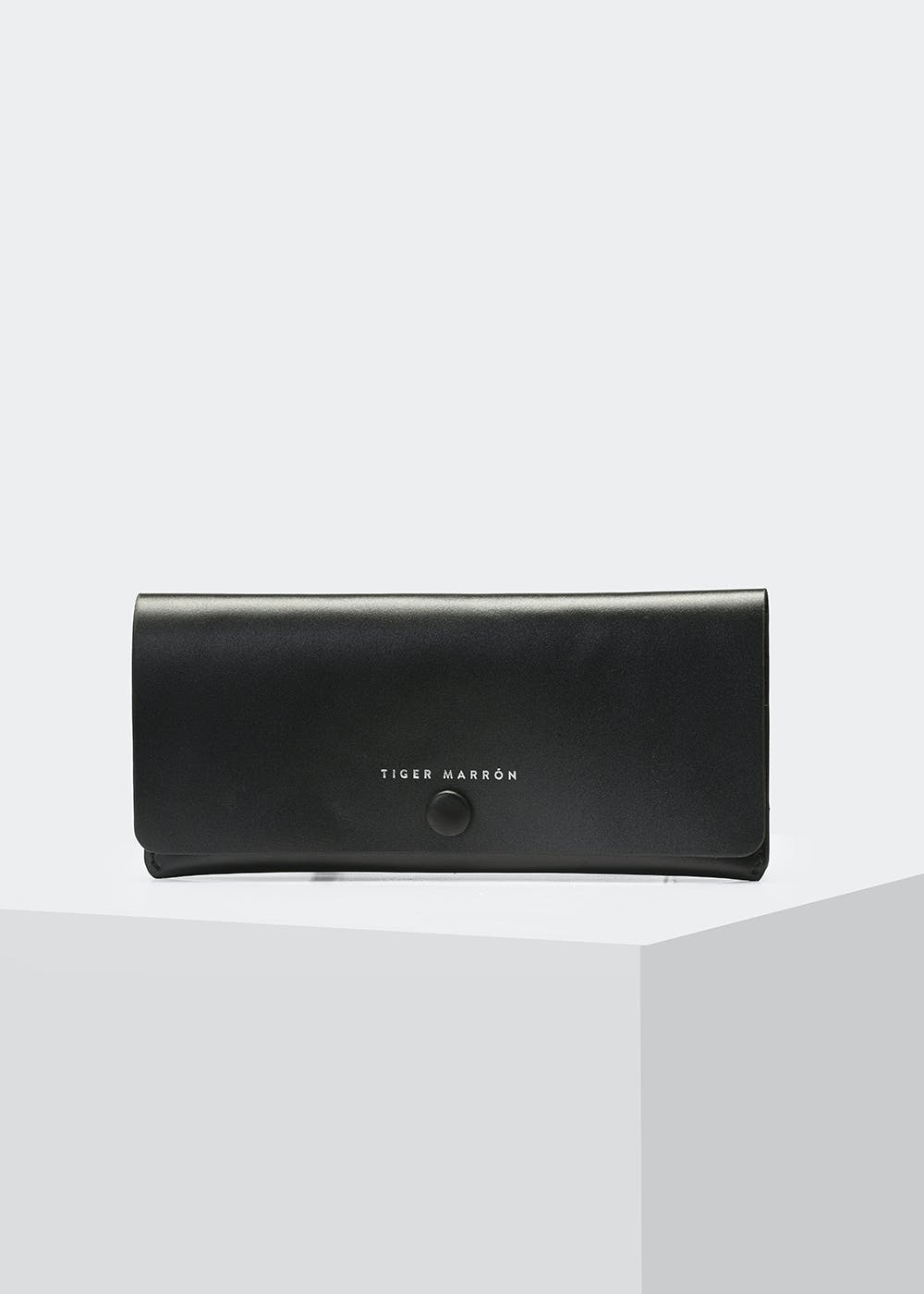 Get Flap Button Lock Detail Black Long Wallet at ₹ 5500 | LBB Shop