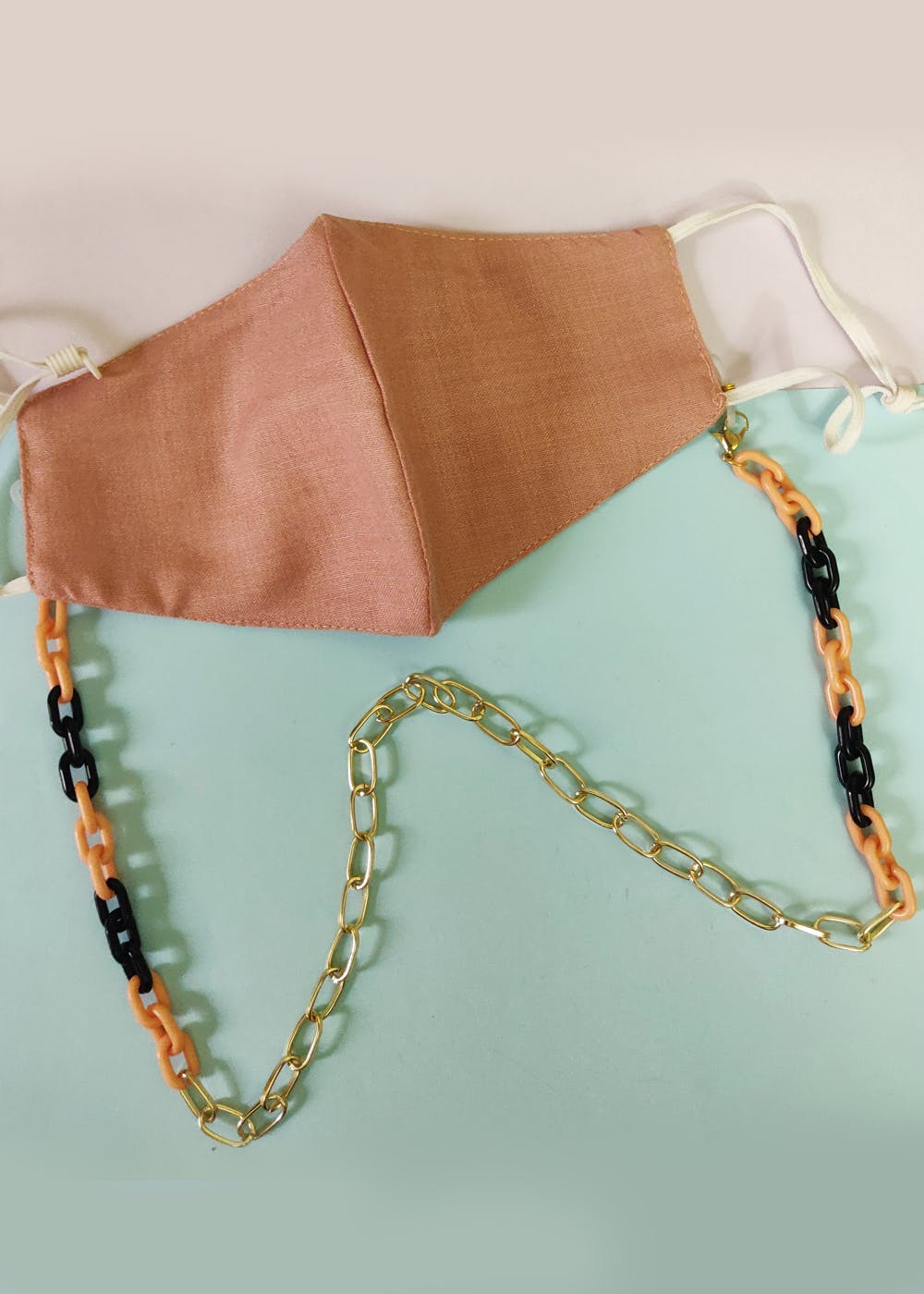 Get Multipurpose Chain - Dull Gold Chain With Peach & Black Link Chain ...