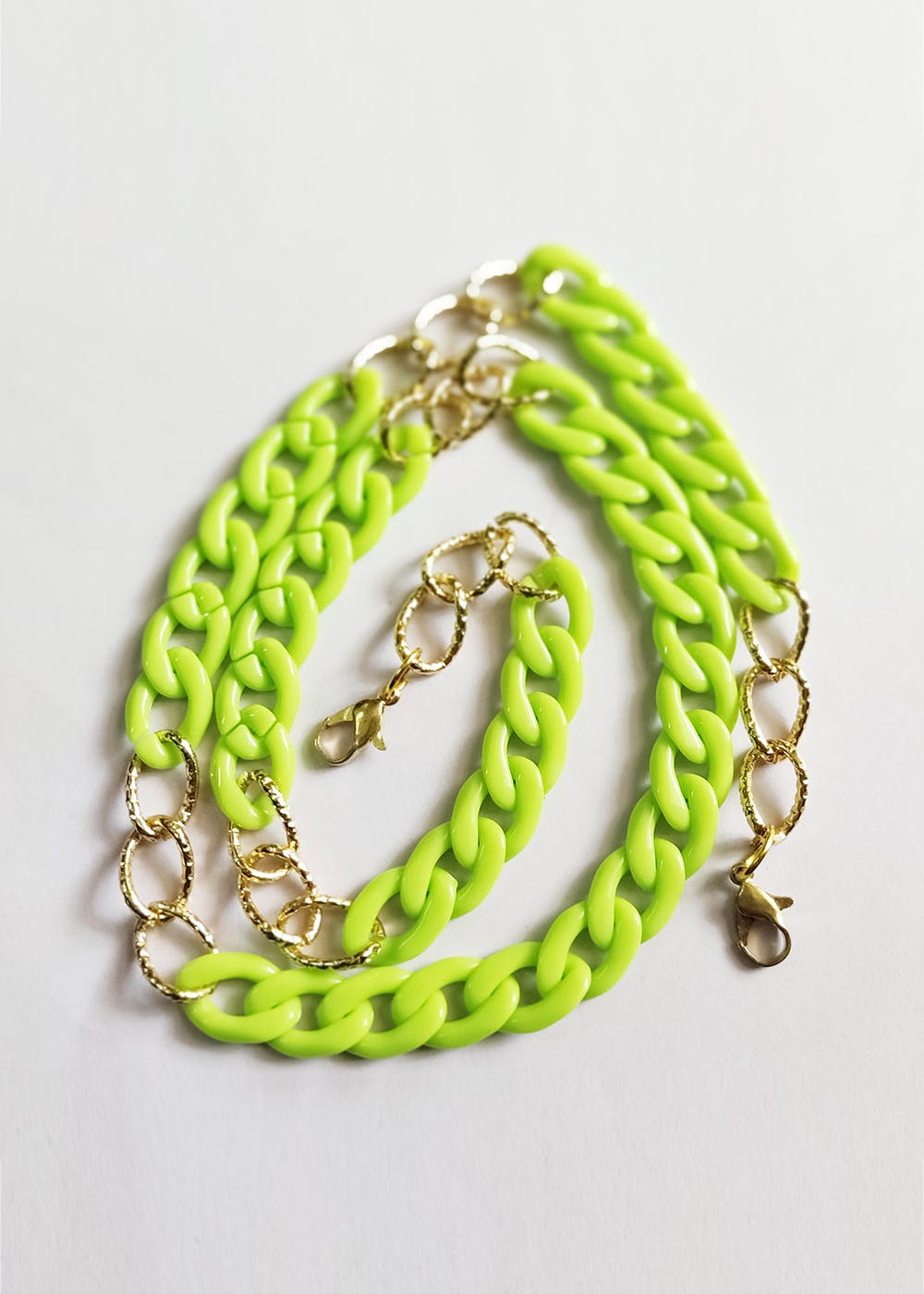 Get Multipurpose Chain - Fluorescent Green Marble Link Chain With ...
