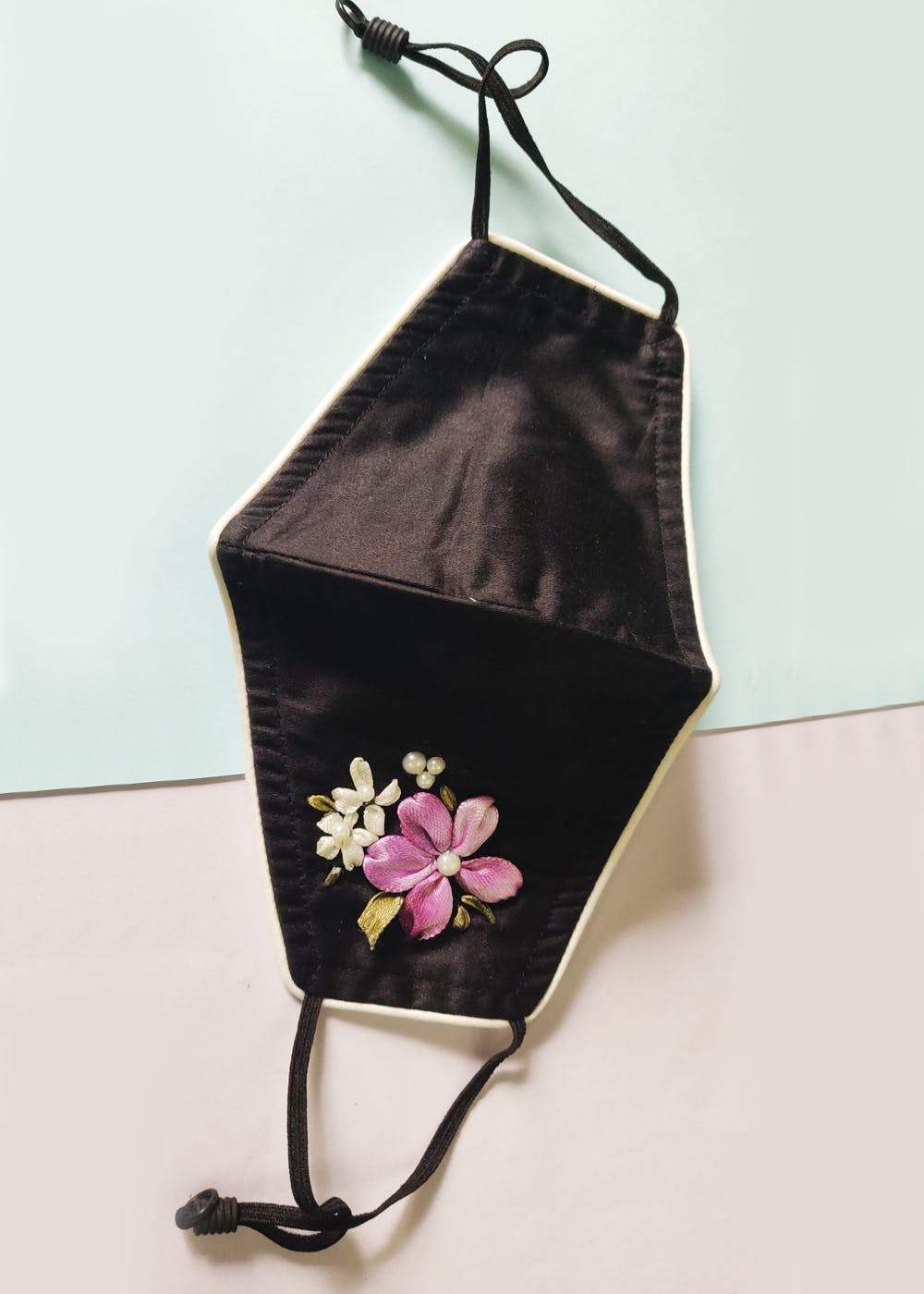Get Contrast Piping Detail Floral Ribbon Work Mask at ₹ 549 | LBB Shop