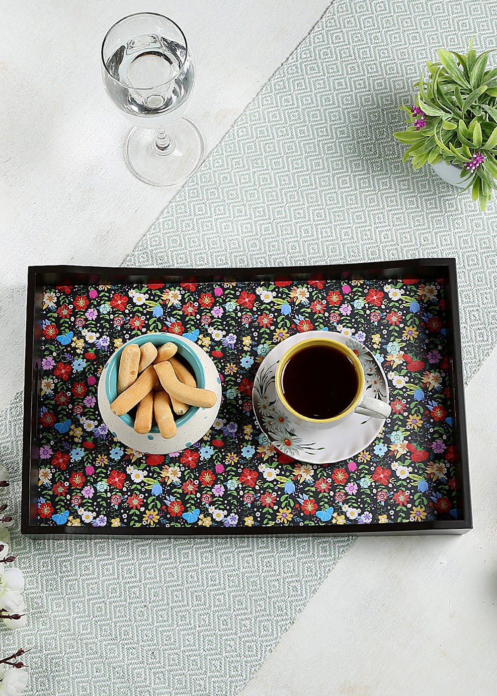 Get Floral MDF Large Rectangular Serving Tray at ₹ 989 | LBB Shop