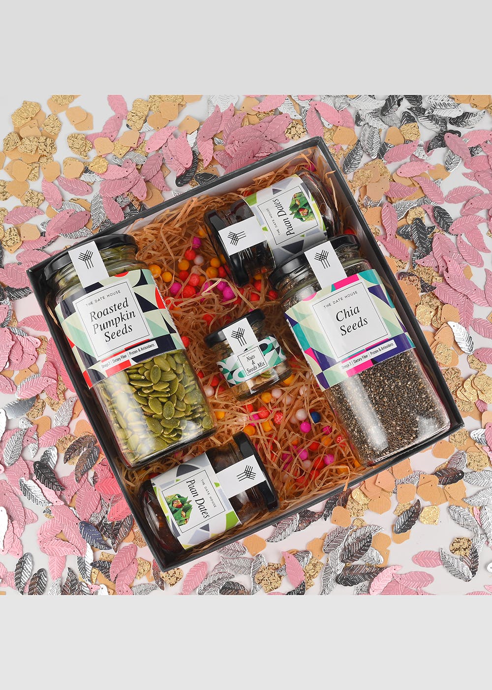 Get Ultimate Tokyo Green Hamper at ₹ 849 | LBB Shop