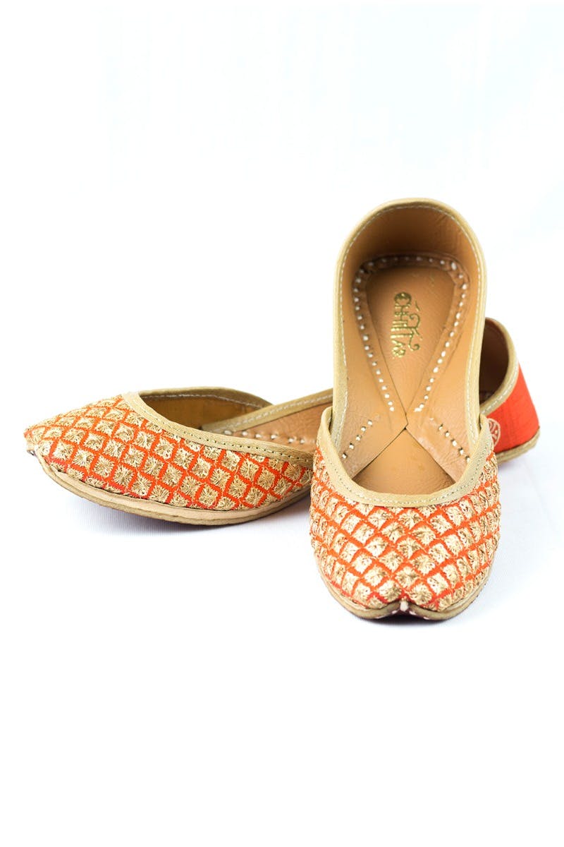 Get Tangerine Brocade Leather Juttis at ₹ 1500 | LBB Shop