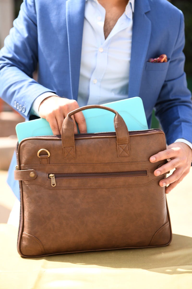 Get Textured Padded Shot Handle Laptop Bag at ₹ 1999 | LBB Shop