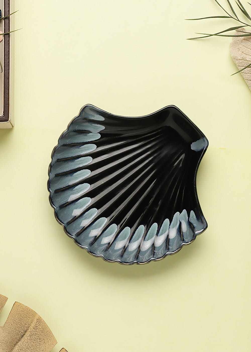 Get Leher Inky Blue Ceramic Small Sea Shell Serving Platter at ₹ 899 ...