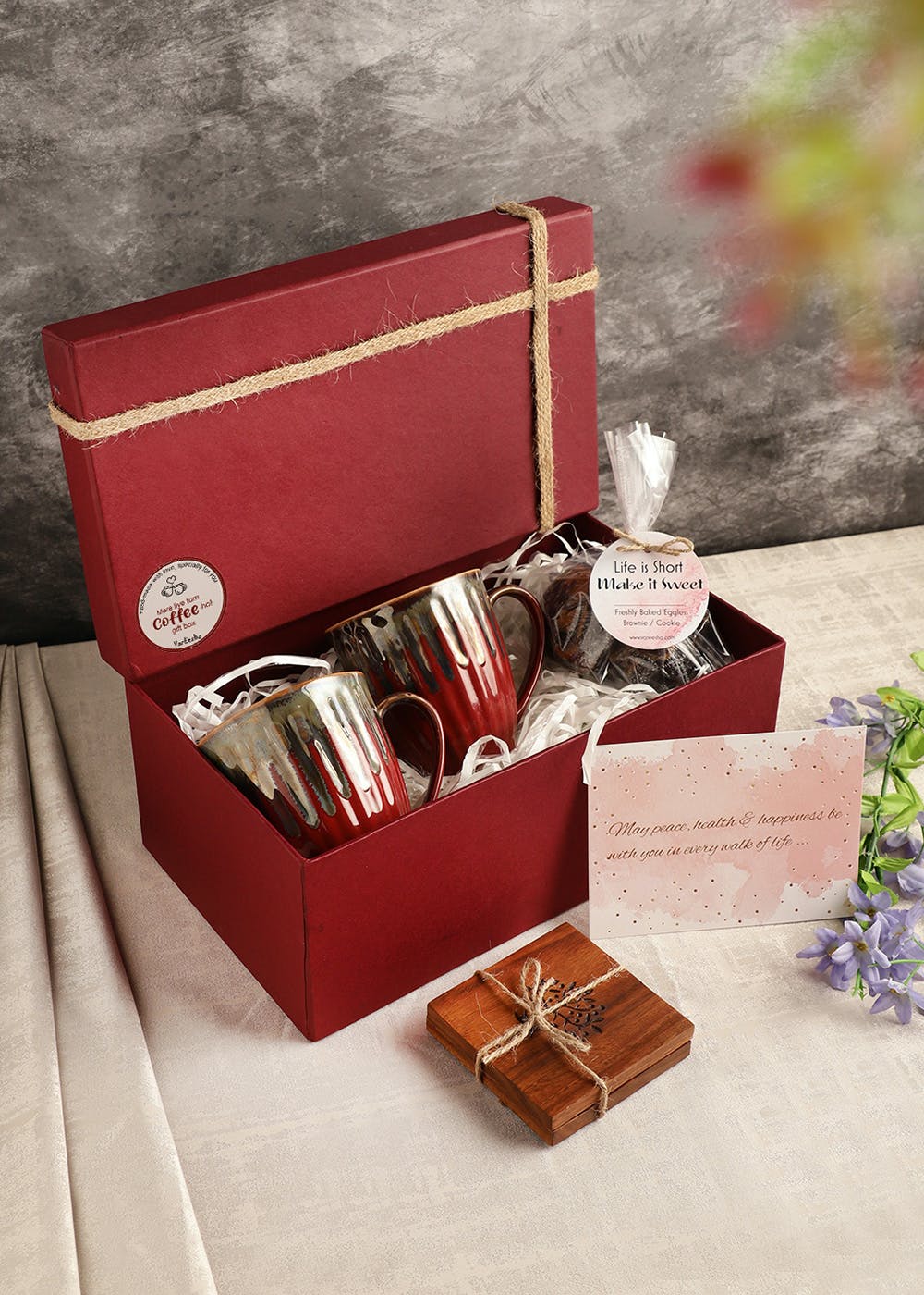 Get The Mere Liye Tum Coffee Ho Gift Box - Maroon Drip at ₹ 1599 | LBB Shop