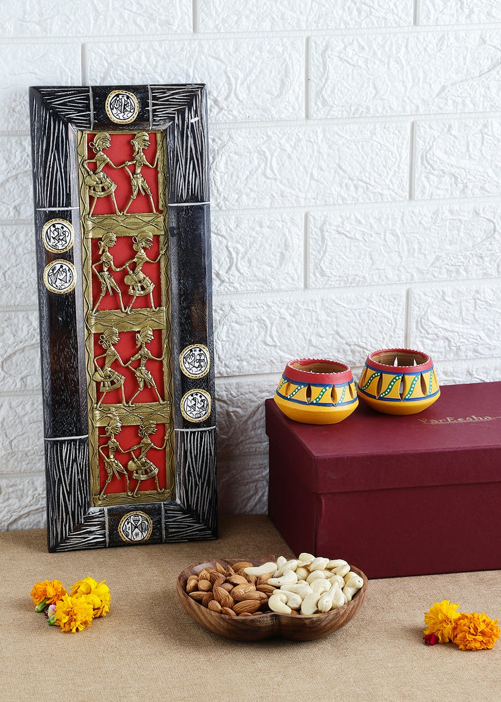 Get Upahaar Hand-Made Dhokra Wall Hanging Gift Box at ₹ 3415 | LBB Shop