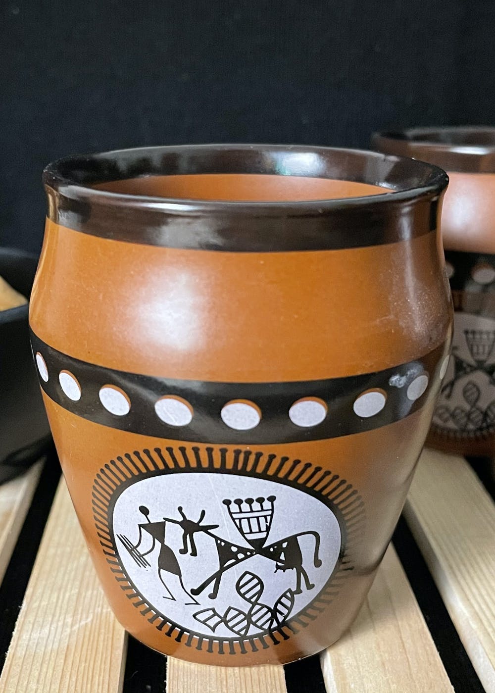 Get Brown Matka Kulhads - Tribal Design - Set of 6 at ₹ 529 | LBB Shop