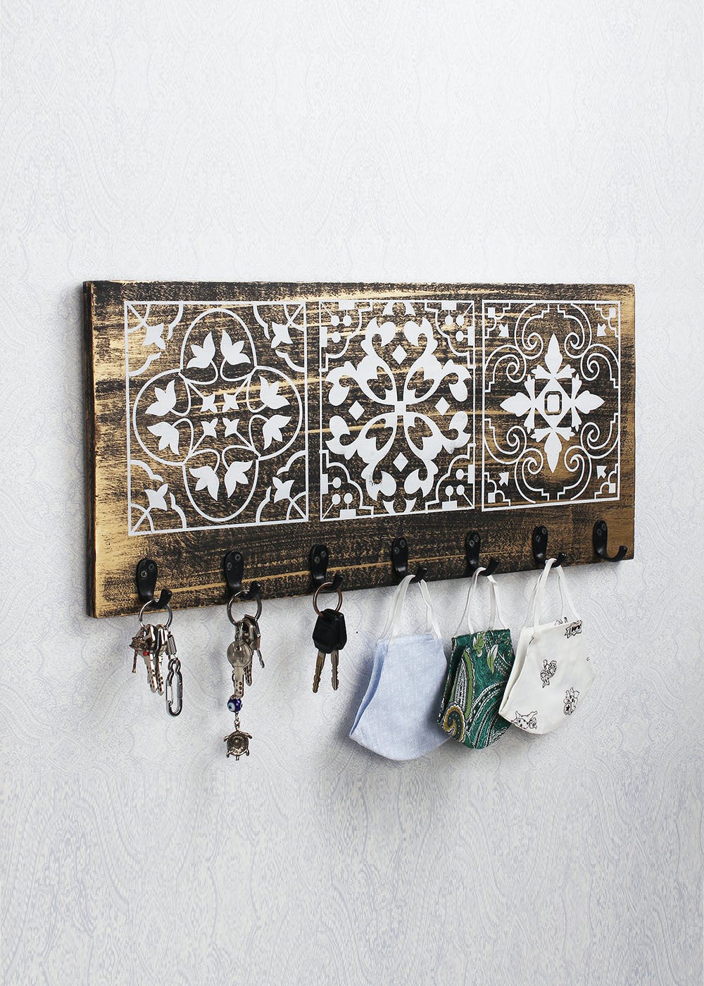 Get Wooden Mask Stand- Gold Vintage Finish with White Hand Painted at ...