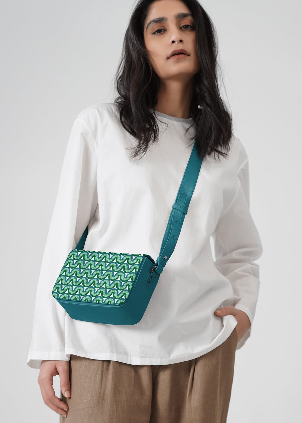 Get Wavey Green Sol Box Shoulder Bag at ₹ 1899 | LBB Shop