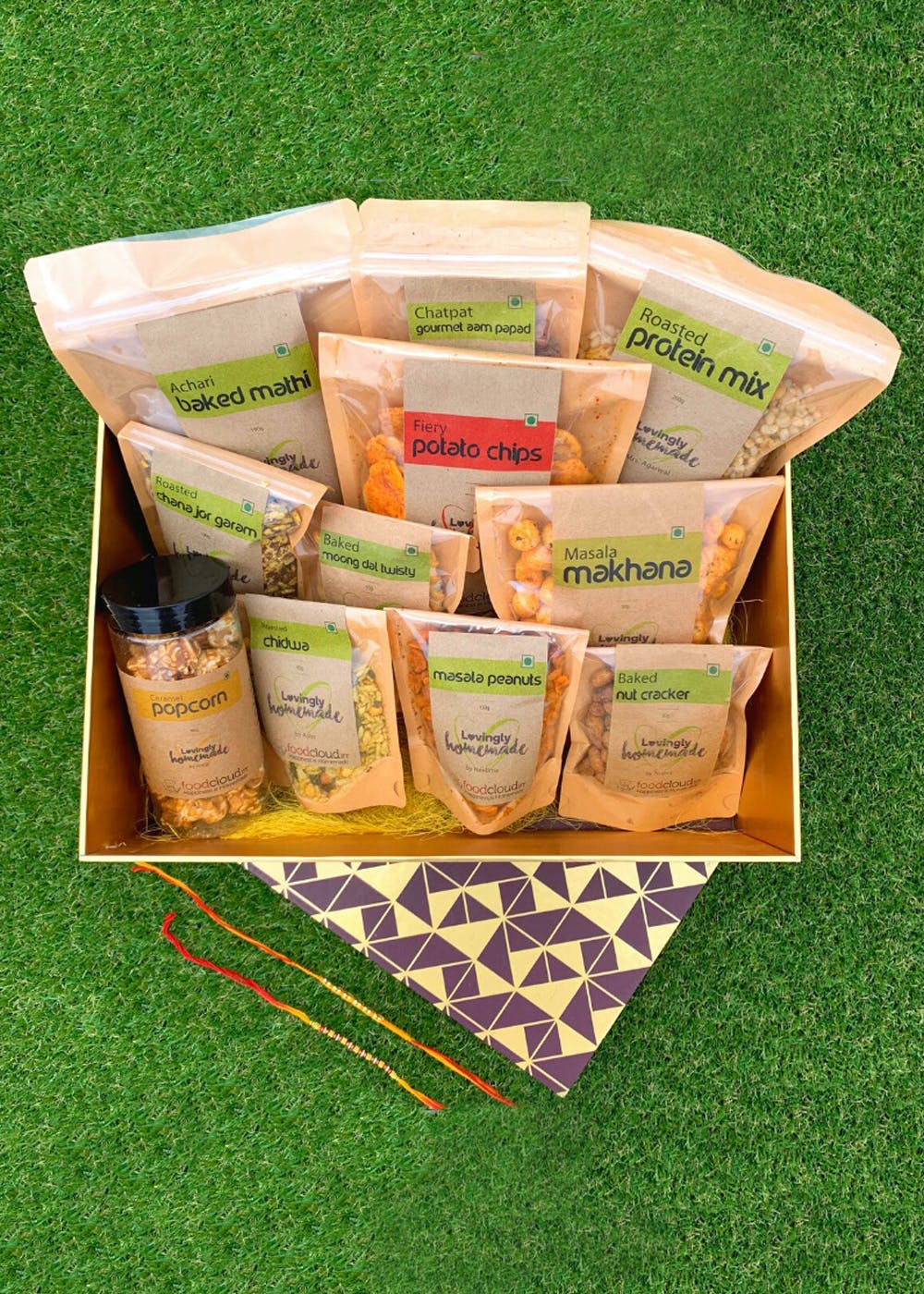 Get The Mega Gift Box Combo at ₹ 1799 | LBB Shop