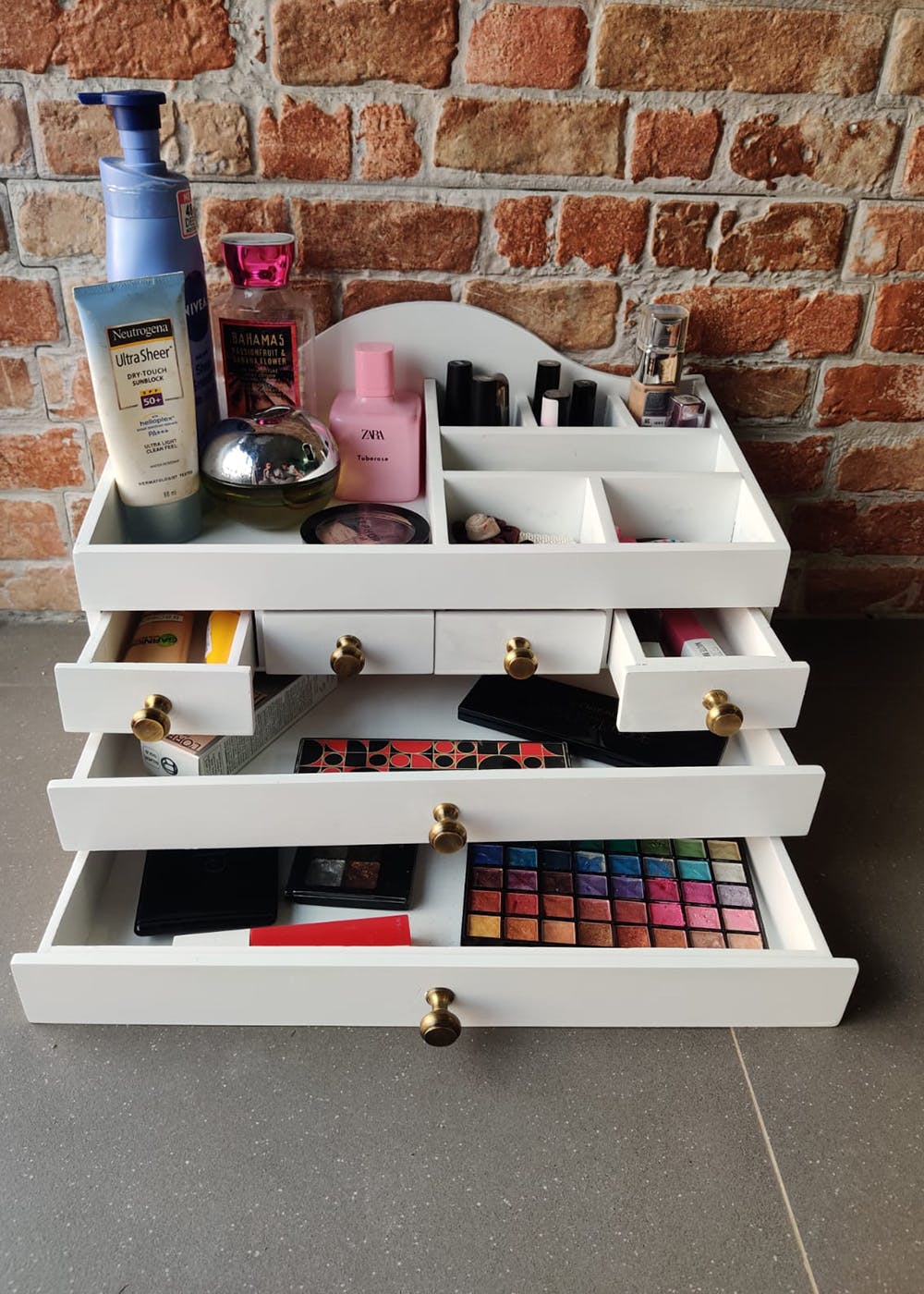 Get White Wooden Big Organizer With 6 Drawers at ₹ 3811 | LBB Shop