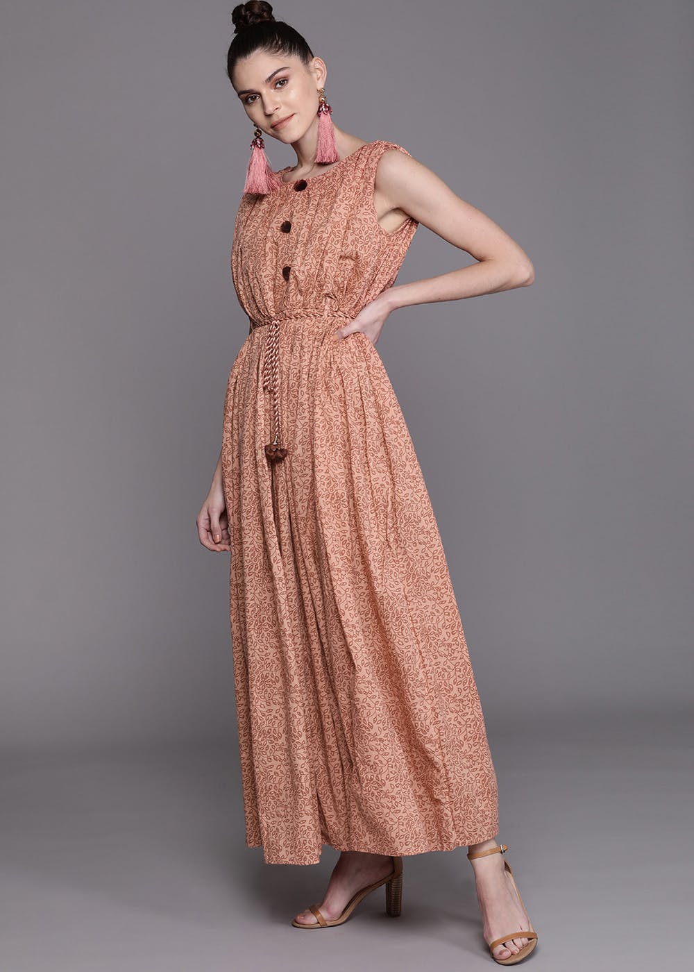 Get Waist Tie Detail Leaf Printed Peach Sleeveless Maxi Dress At ₹ 1499